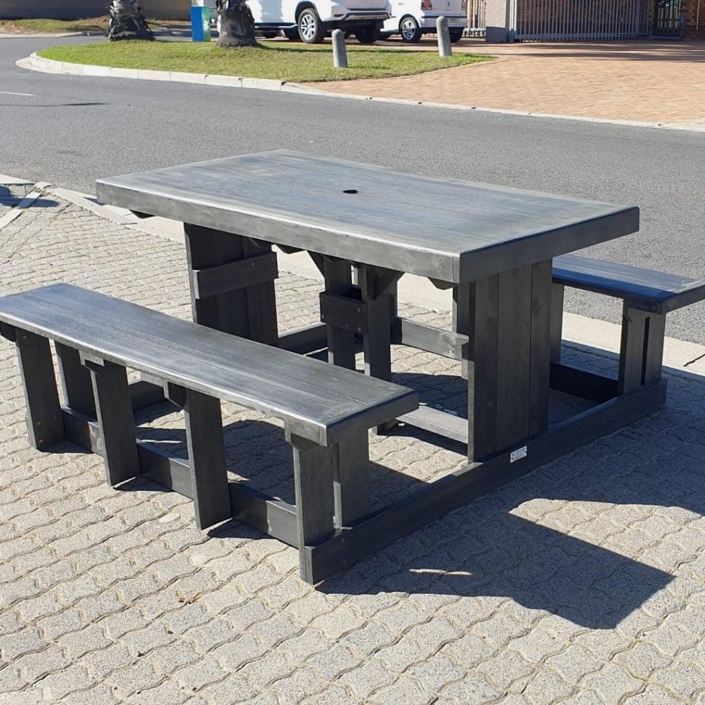 Top-Slatted Picnic Table Set – Evergreen Global Structures